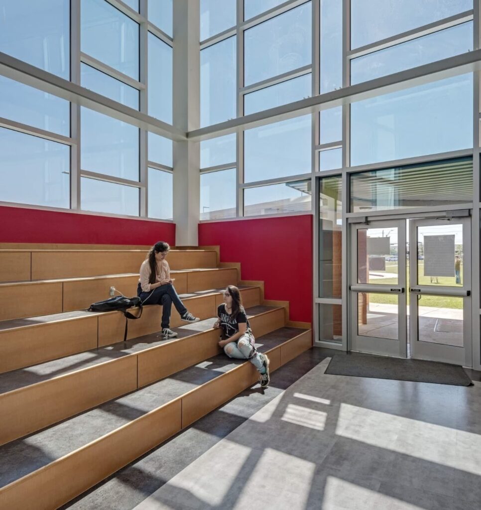 Veterans Memorial High School - PBK Architects