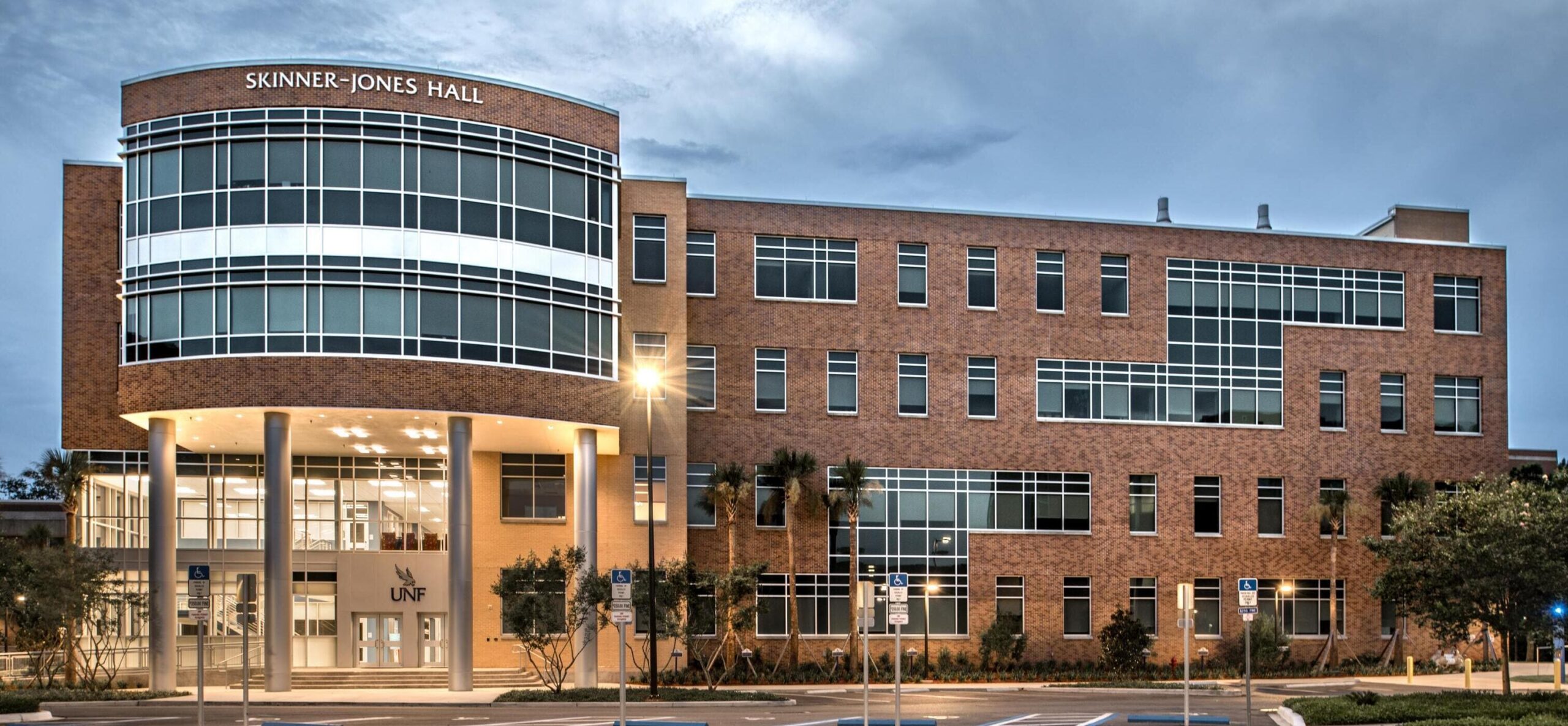 University of North Florida - Skinner-Jones Hall - PBK Architects