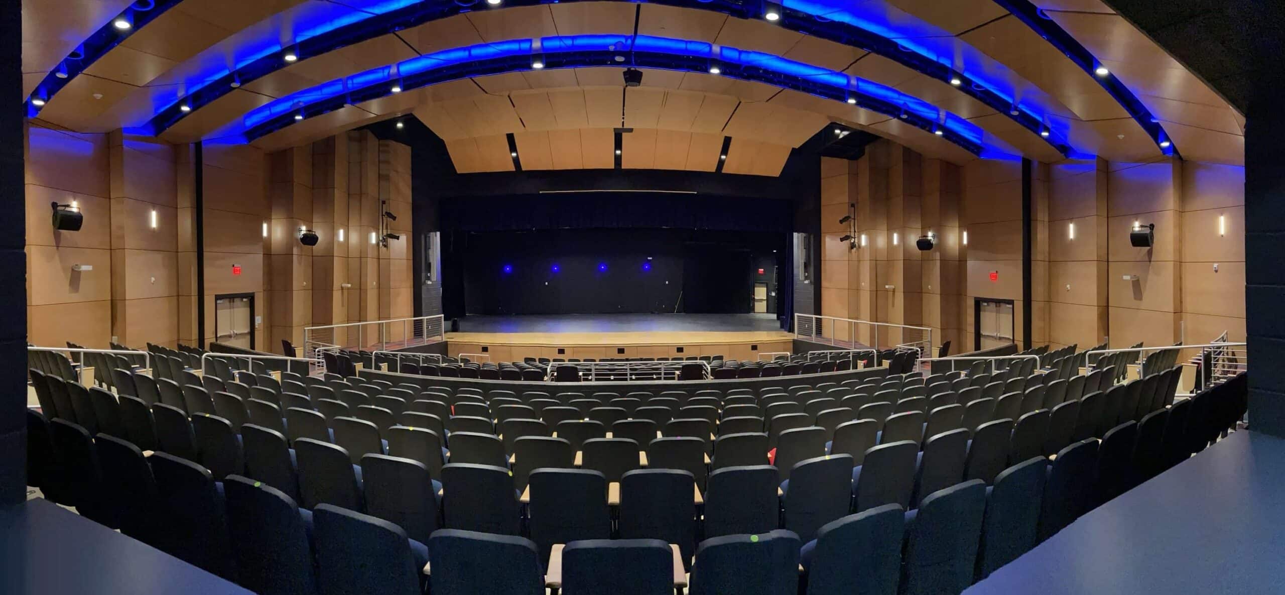 Veterans Memorial High School Performing Arts Center - PBK Architects