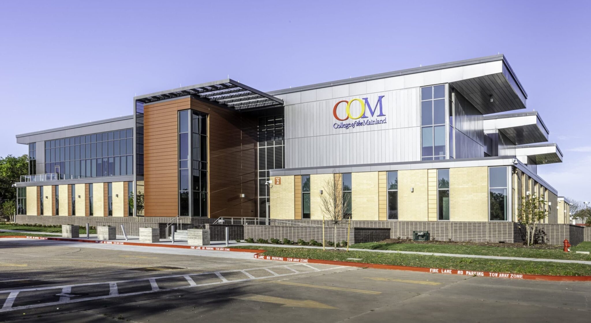 College of the Mainland Administration Building - PBK Architects