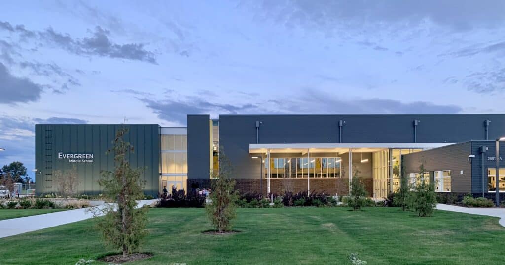 Star Lake Elementary School & Evergreen Middle School - PBK Architects