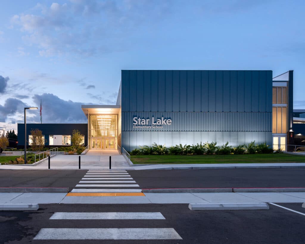 Star Lake Elementary School & Evergreen Middle School - PBK Architects